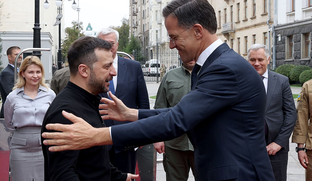 New NATO Secretary-General Mark Rutte visited Ukraine. He aims to build ...