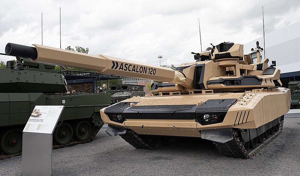 France aims to support the evolution of the Leclerc with the new ...