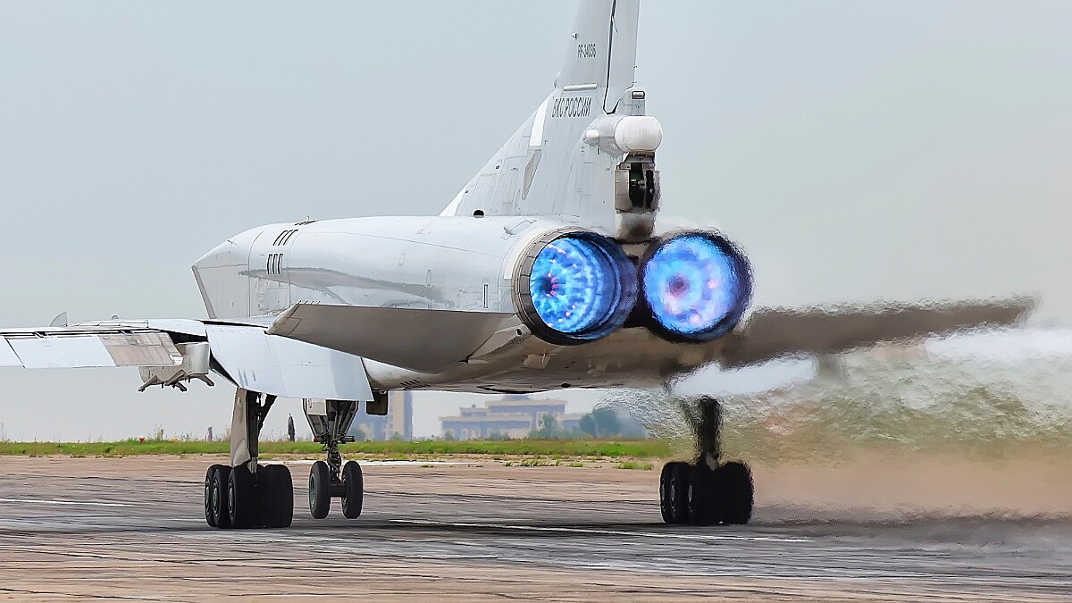 Ukraine strikes back: Tu-22M3 bomber destroyed moments after landing ...