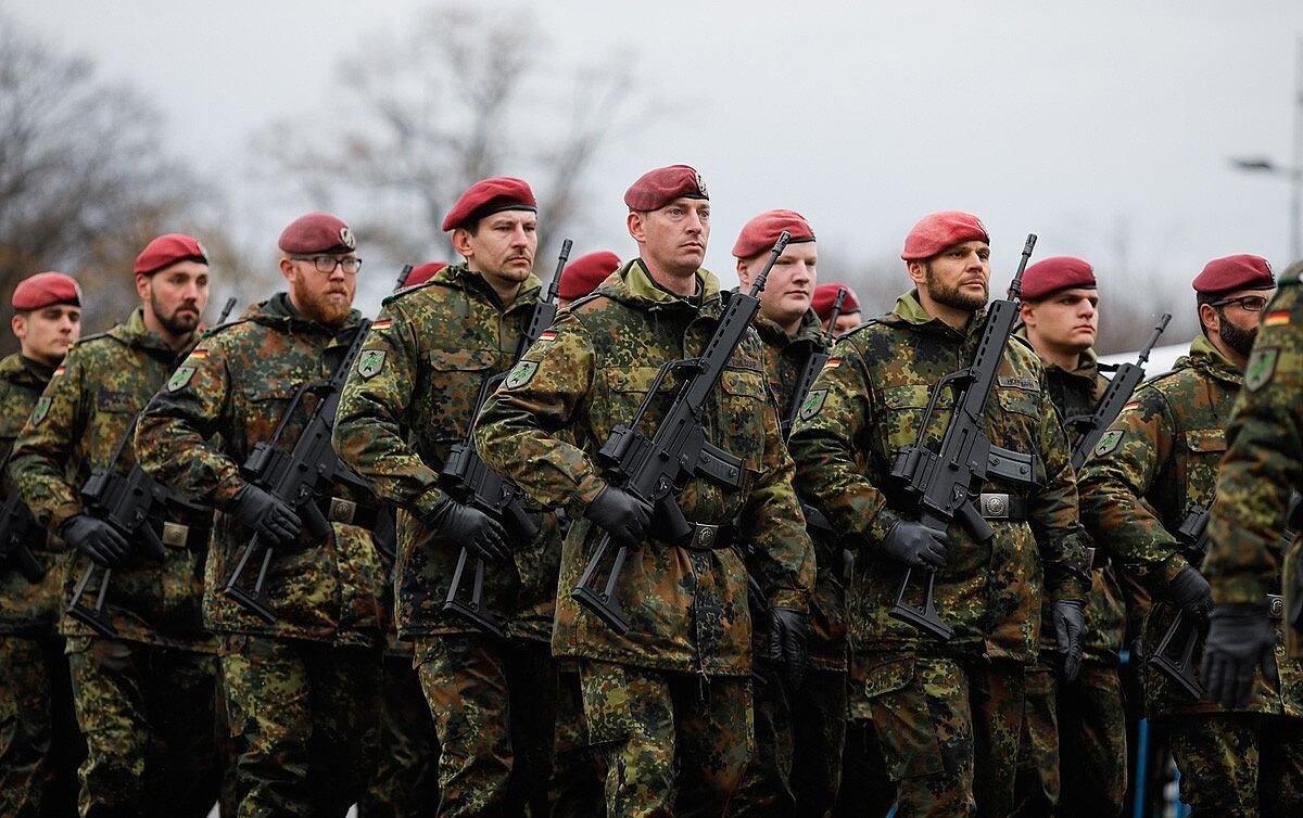 Types of military service across NATO member states | DEFENSEMAGAZINE ...