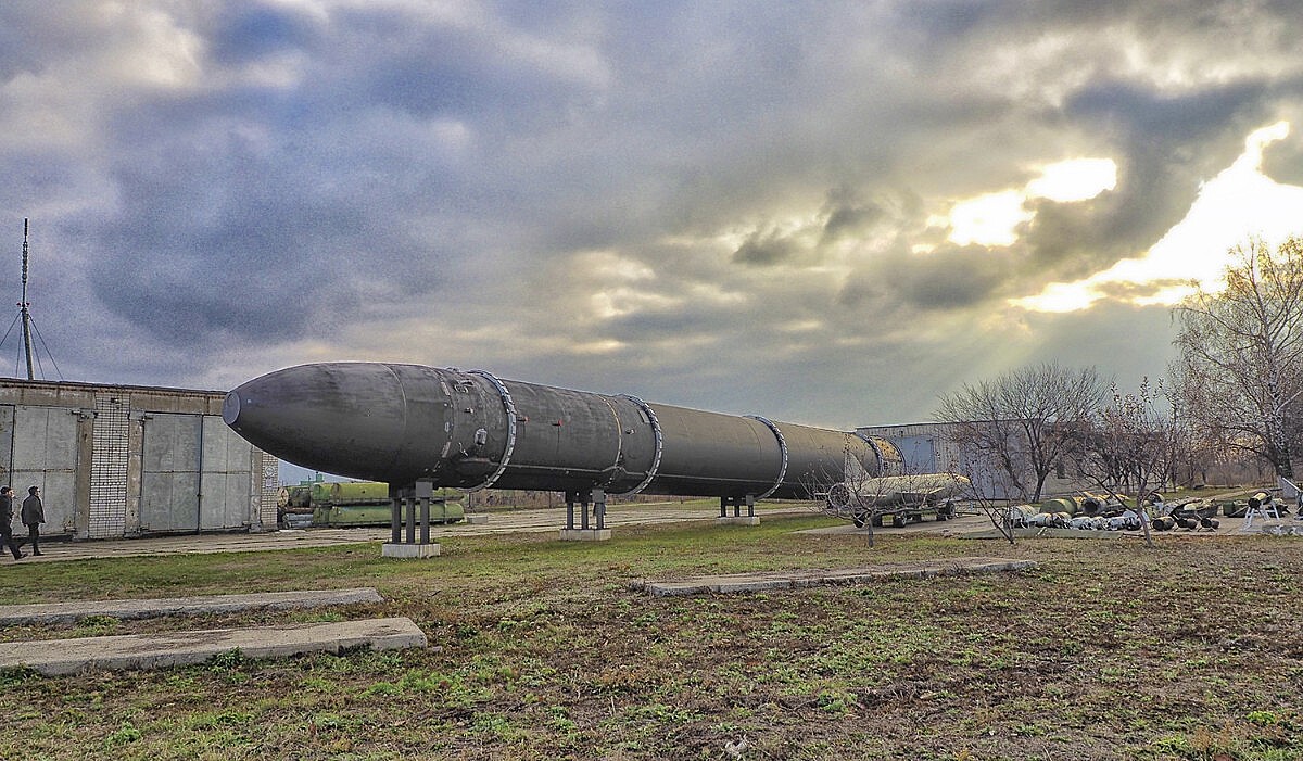Putin’s Intercontinental Ballistic Missile RS-28 Sarmat – Satan 2 is ...