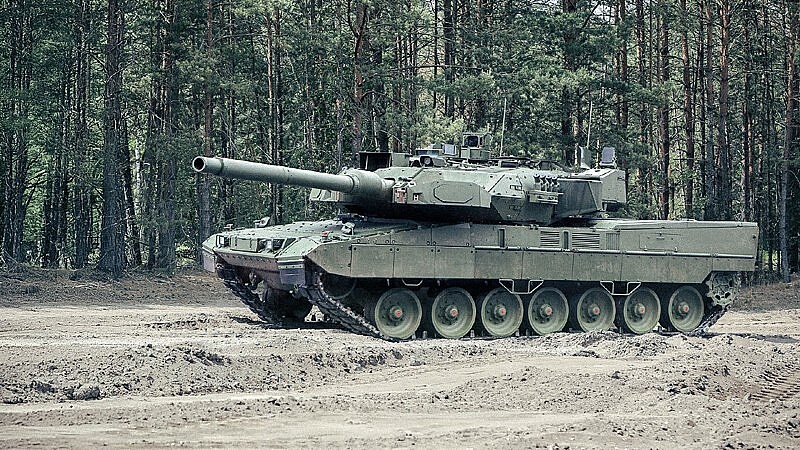The King of the Battlefield Arrives in Norway – Why the Leopard 2A8 ...